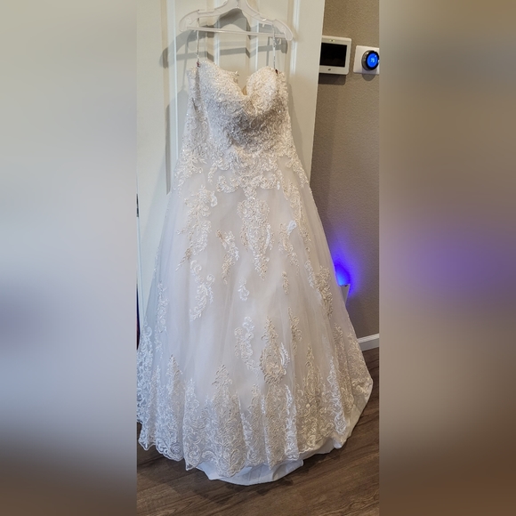 Mori Lee | Dresses | Morilee Rhonda Sweetheart Neck Plus Size Bridal ...